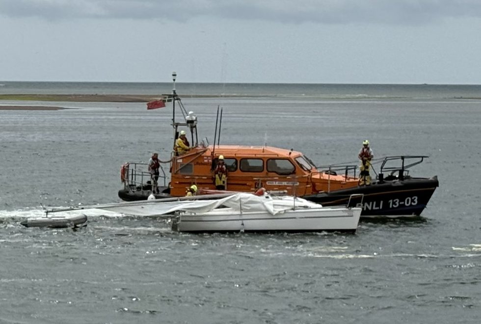 22/6/25 - All-Weather Boat launched to assist yacht - EXMOUTH RNLI